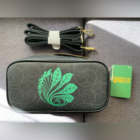 Loungefly | Bags | Loungefly Universal Amc Official Wicked Glinda ...
